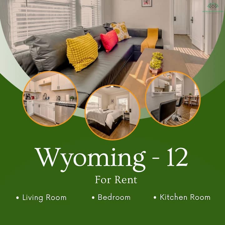 Charming Stay Near Bbq & Bars - Kansas City, KS