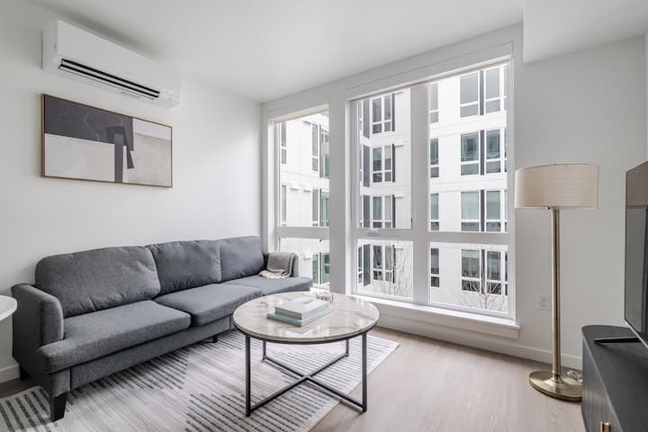 Blueground | Redmond, Pool & Ac, Nr Park - Bellevue