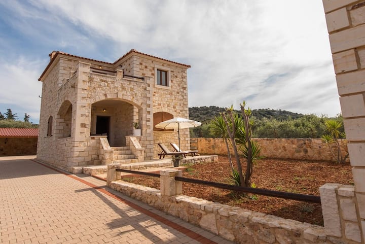 Ydria Villa C Stonebuild - Chersónissos