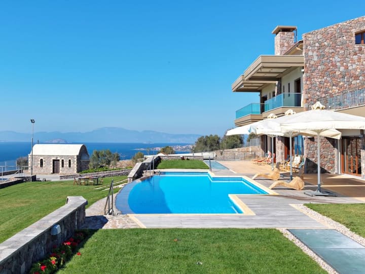 Armonia Luxury Villa - Эгина