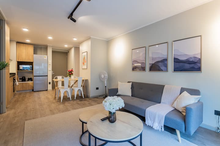 Urban Getaway Stylish 2br Apartment In Providencia - Las Condes
