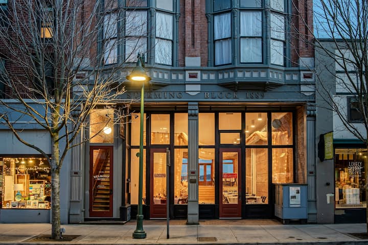 4br Historic Waterfront Hotel In Port Townsend - 포트 타운센드