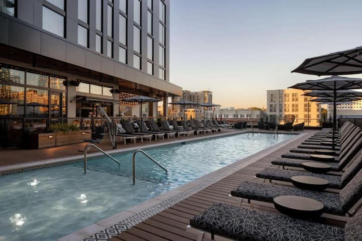 In The Heart Of Nashville | Rooftop Pool & Bar - Nashville, TN