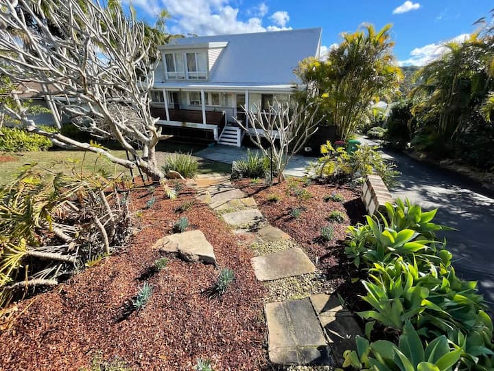 Sandcastles - Gorgeous Beach House At North Avoca - Terrigal