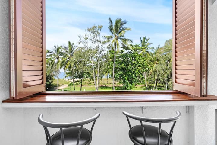Ocean Spray - Palm Cove