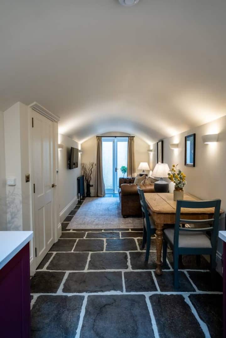 Pineapple Suites - Apartment 5 - Brístol