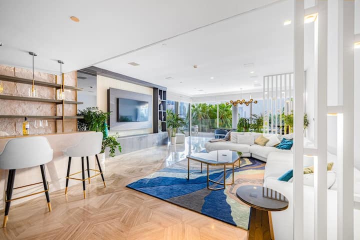 Five Palm 4br | Beach Access & Private Pool - Dubái