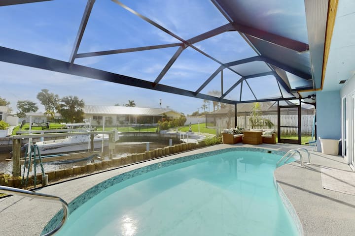 3br Pool Home Is Waterfront With W/d And Ac - Fort Myers, FL