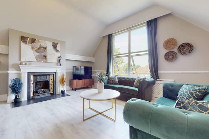 Spacious 3 Bedroom Apartment - Londres