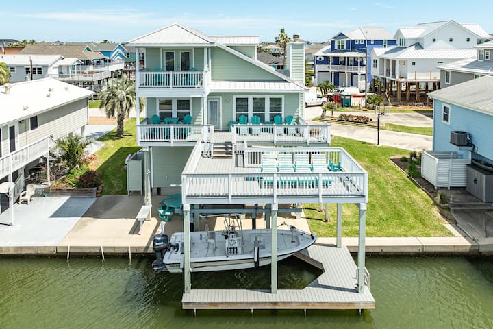 Fish From Deck, Easy Bay Access, Private Dock - 