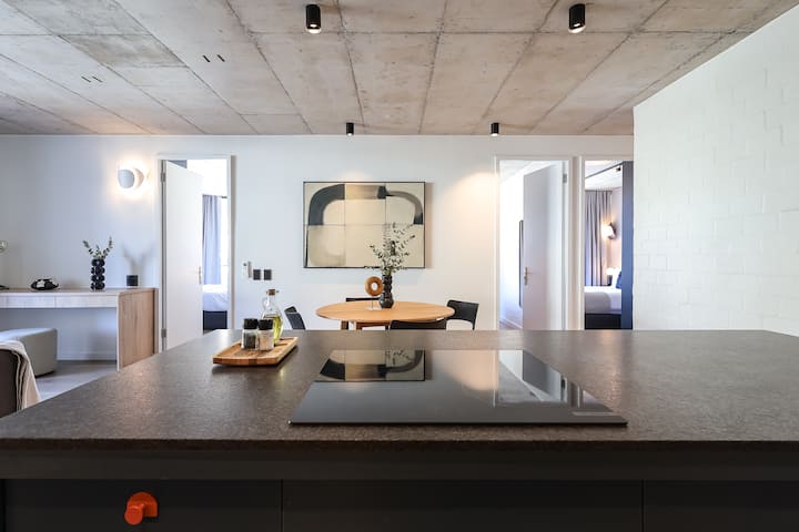 Oceanview Elegance - Rooftop Pool & Concierge - Cape Town