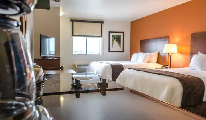 Clean, Spacious Suite W/ Kitchen Near St. George - St. George, UT