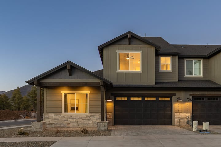 New 4br Home With 4 Private Baths - Flagstaff, AZ