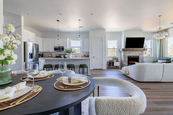New 4br Canyon Del Rio Retreat Flagstaff - Flagstaff, AZ