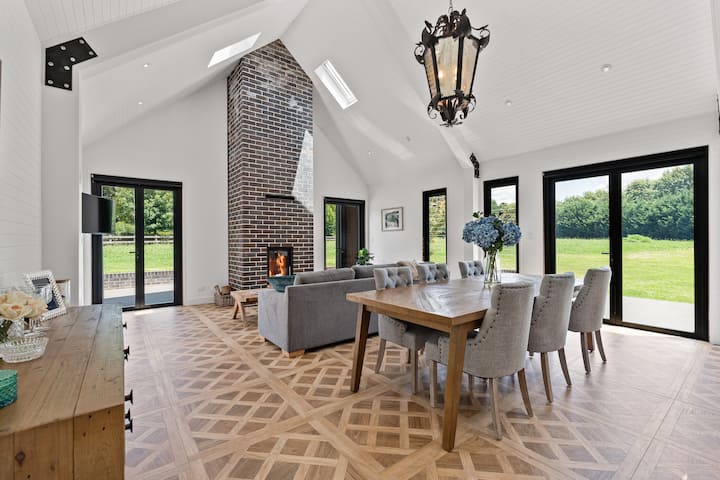 The Mist, Luxury Farm W/ Fireplace & Workspace - Exeter