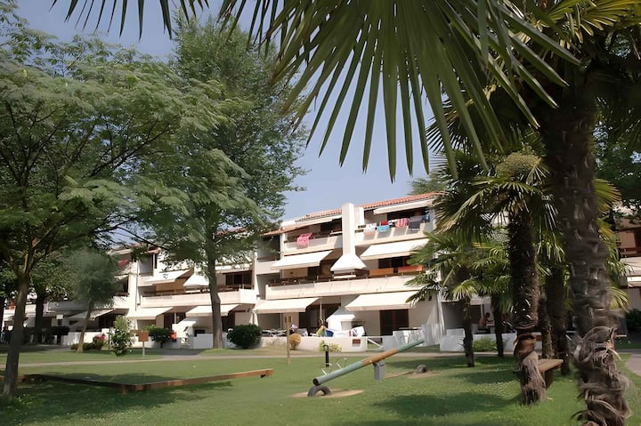 Appartement De Vacances À 250 M De La Mer Et Avec - Lignano Sabbiadoro
