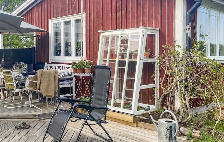 Lovely Home In Lidköping With Wifi - Lidköping