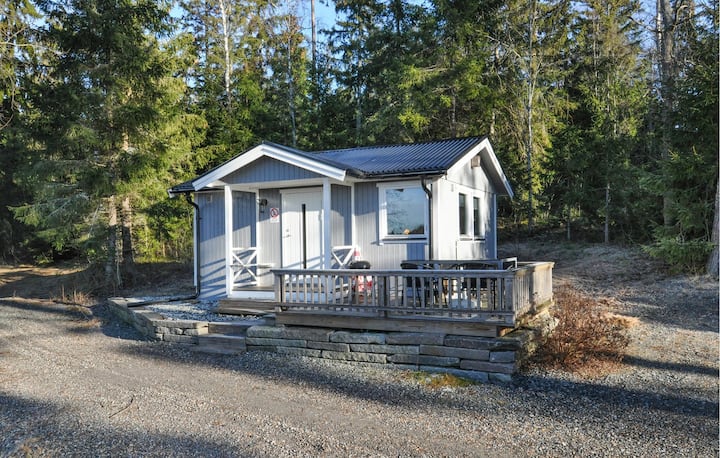 Amazing Home In Grums With Wifi - Grums