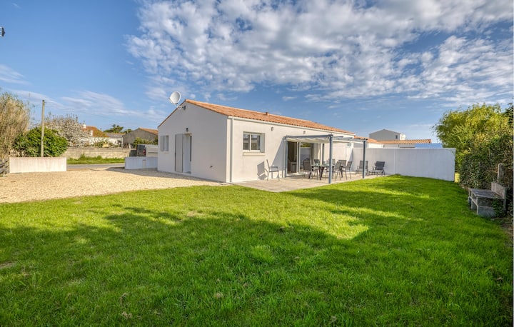 Stunning Home In La Brée-les-bains - Île d'Oléron