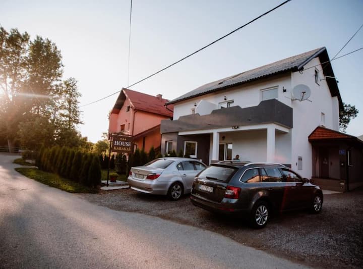 Mountain Serenity Rooms - Double Room/balcony 3 - Korenica