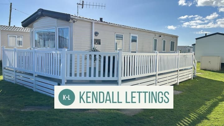 Oak (West Sands) - Selsey