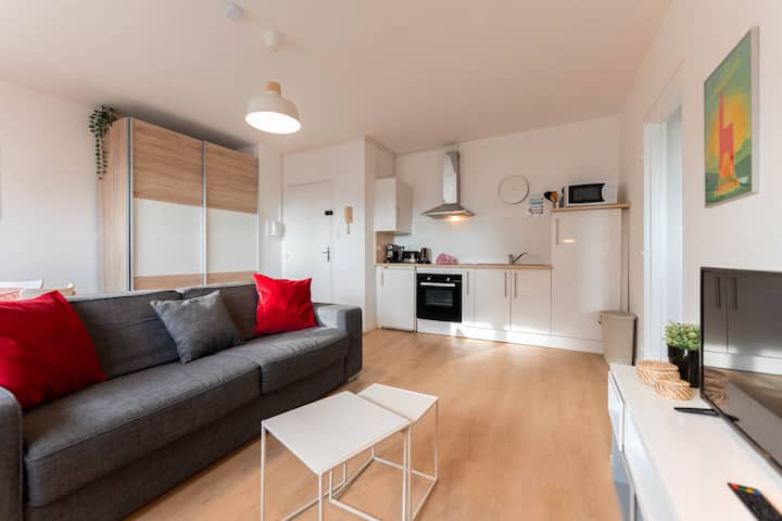 Le 16 - Parking City Center - Ibis Budget Colmar Centre Gare