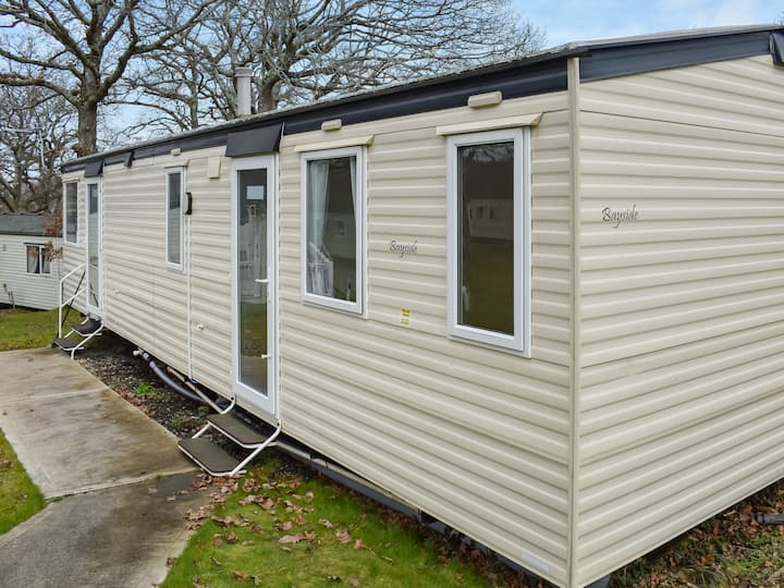 Bayside - Uk48945 - Beaulieu