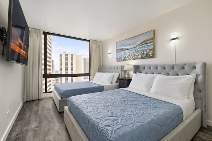 Escape To The Beach In 2 Blocks - Honolulu