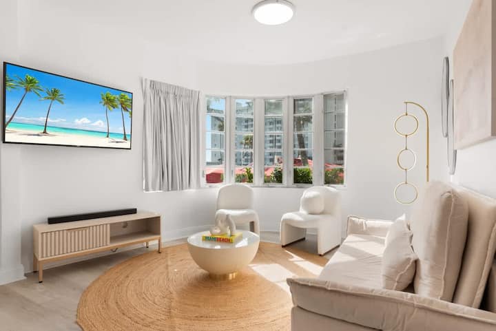 Chic Miami Beach Apartment - Miami Beach