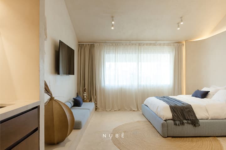 Aesthetic Design Suite Aire With Pool - Cancún