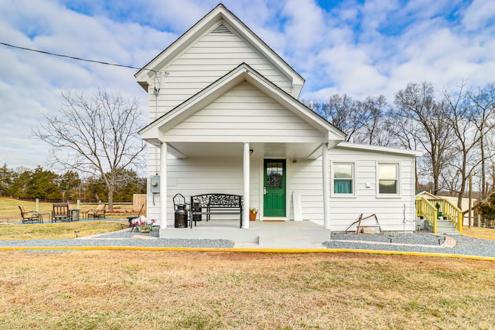 Fire Pits, Creek View: Historic Virginia Farmhouse - Sam Farm, Goldvein