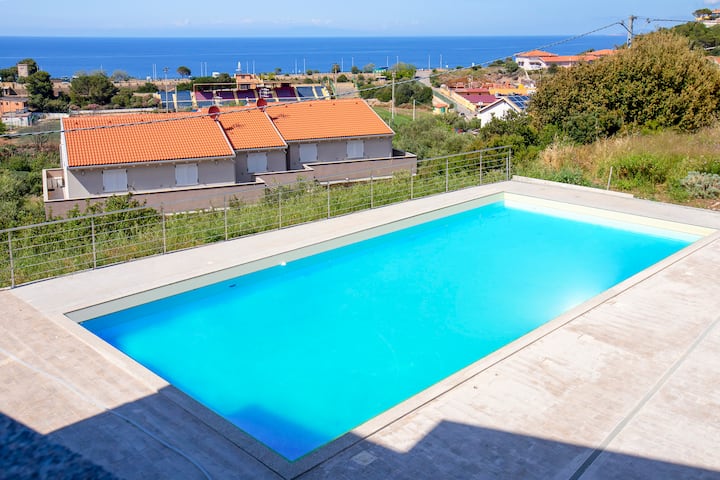 Sardinia Re - Smeralda 18 - Castelsardo