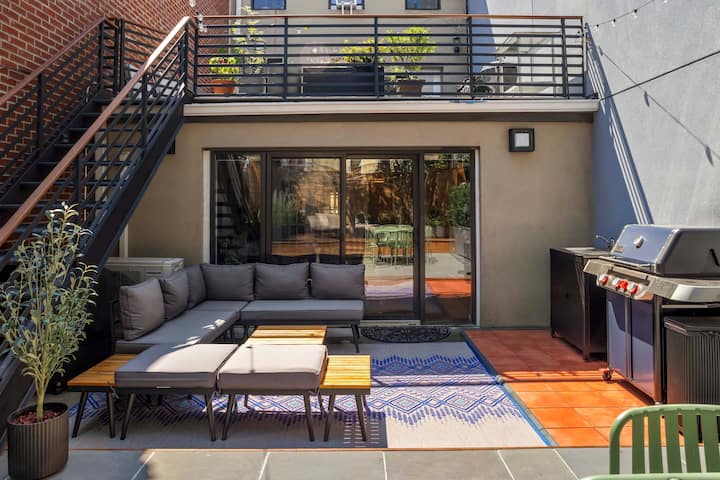 Stonehurst By Rove | 2br Apt W/ Private Backyard - New York