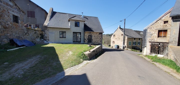 Grange Atypique Au Coeur De La Campagne - Saint-Nectaire