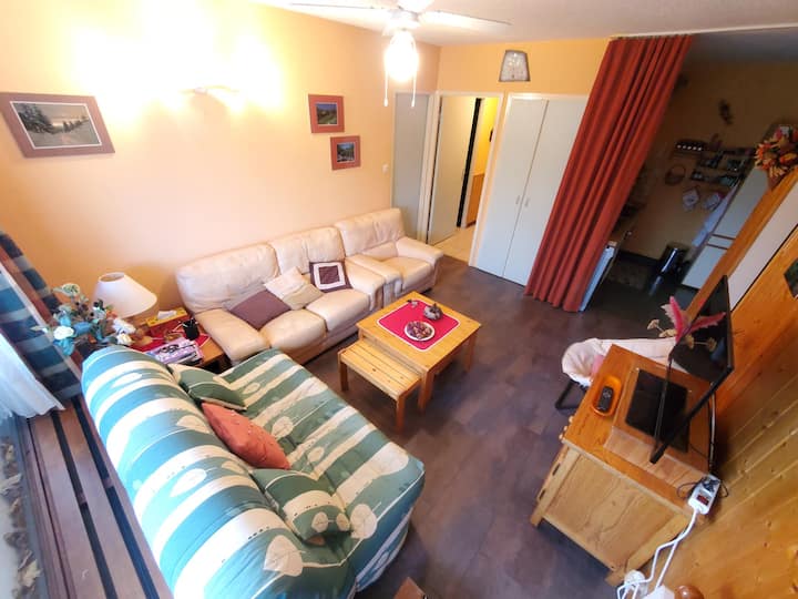 Appartement Späcieux Au Pied Du Chateau De Murol - Besse en Chandesse