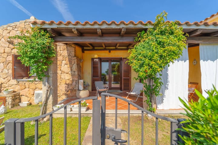 Villetta Bianchi - By Searly - Budoni