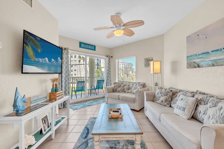 Gulf Views, Great Amenities! - Sunset Vistas 209n - Treasure Island, FL