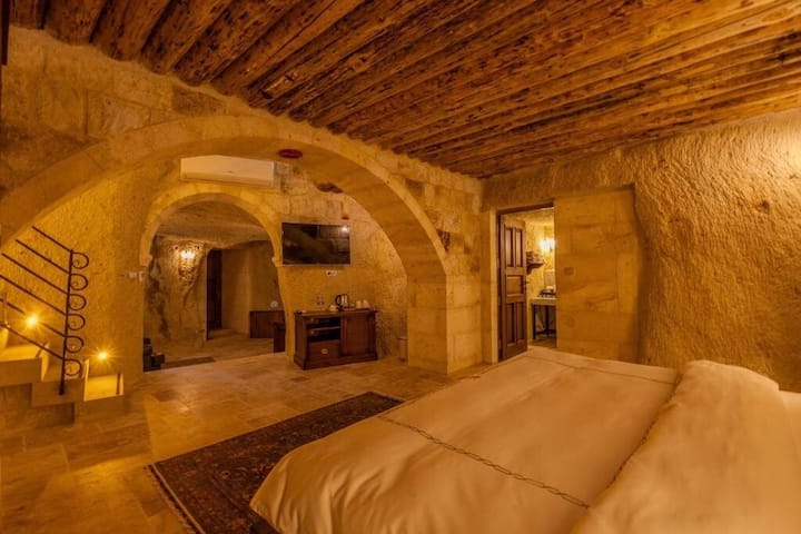 Picturesque Landscape Views, 2 Rooms W/ Pool - Cappadocia