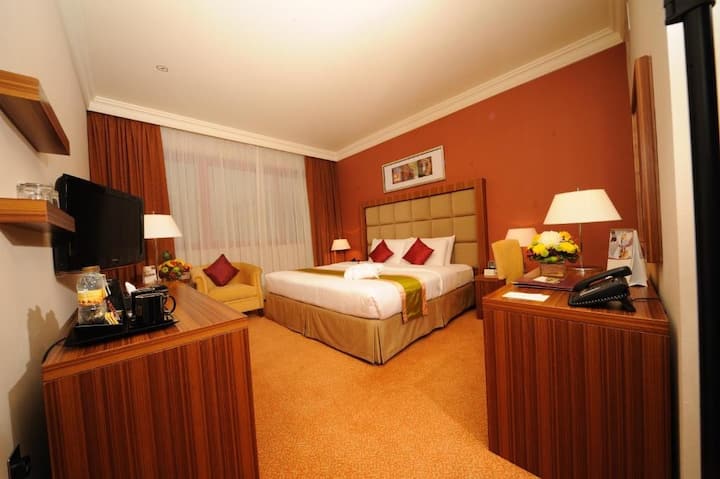 Premium King Room Near Capital Park - Abu Dhabi