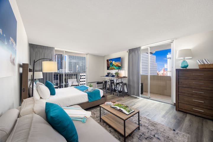 Beautiful Studio In Center Of Waikiki - Honolulu, HI