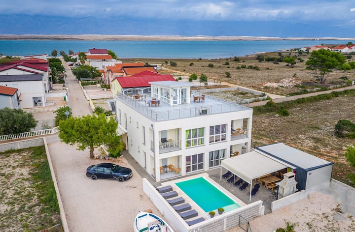 A-23976-b Appartement D'une Chambre Avec Le Balcon - Vir