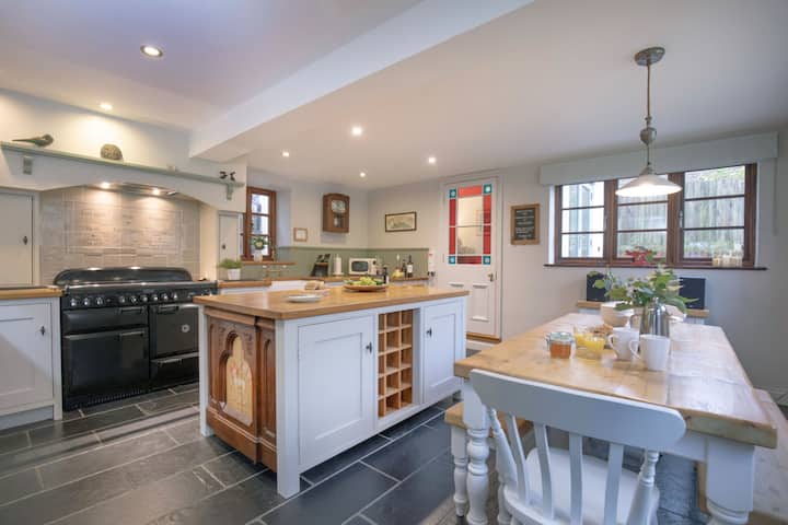 Chantry Cottage - Chard