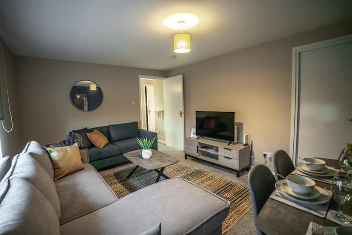 Refreshing Modern Apartment In Coatbridge - Motherwell