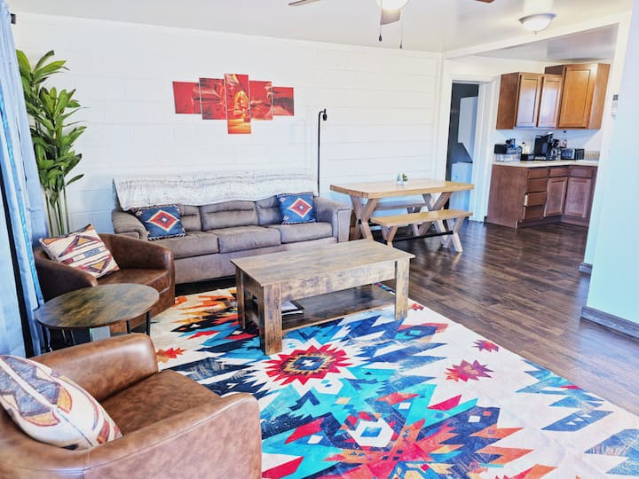 3bd, King, Brkfst, Large Tvs, W/d, Sleeps 11, Bbq - Page, AZ