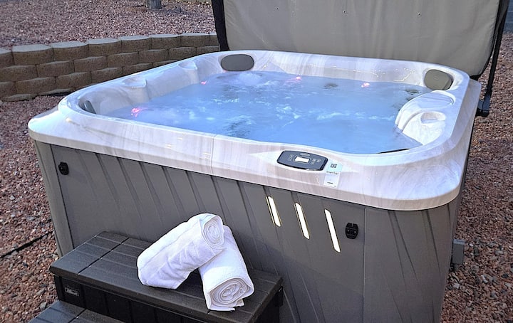 Hot Tub, Kayaks, Pets, W/d, Brkfst, Sleeps 12 - Page