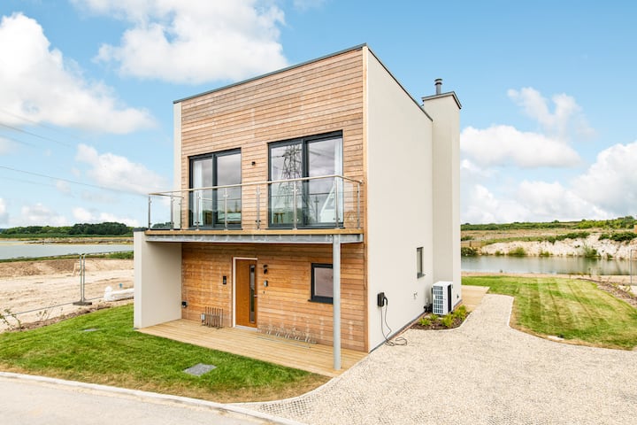 Songbird (Sv30), Silverlake, Dorset - Dorset