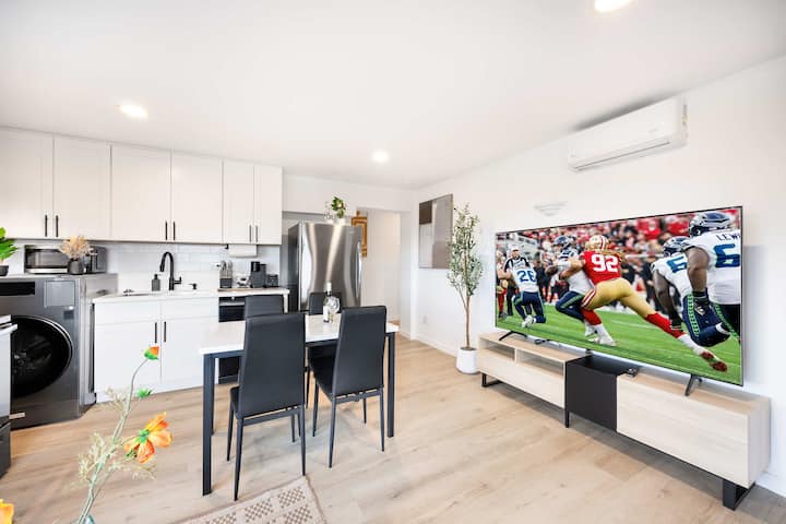 Newly Remodeled 2br Home Near Dt & Sports Arenas - Seattle, WA