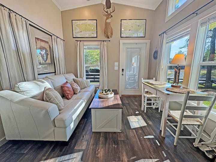 Cottage Between The Lakes | In The Pines (105 Pgl) - Kentucky Lake