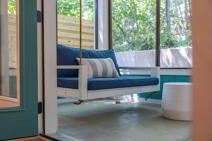 Suite #4, The Rose @ Porches On Mason - Saugatuck, MI