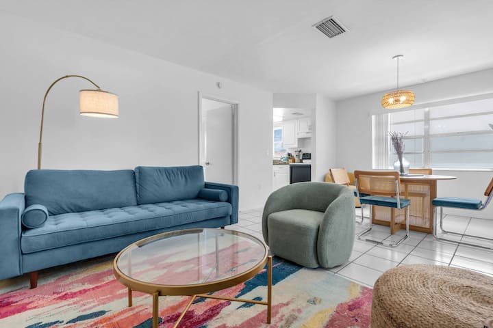 Lido Beach Escape Cozy 2b Retreat Near St. Armands - Sarasota, FL